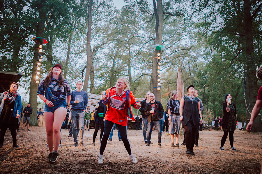 Mediathek – Forest Jump