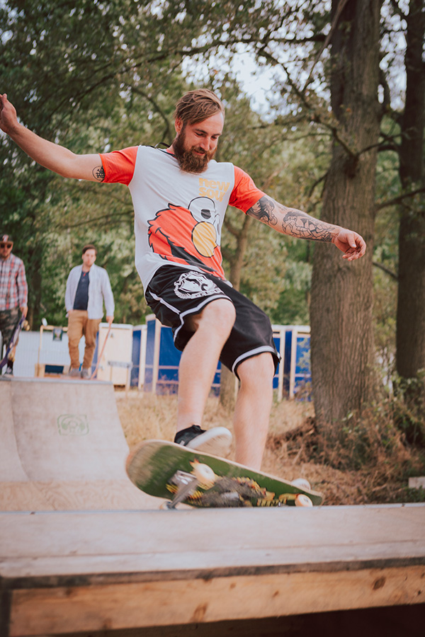 Mediathek – Forest Jump